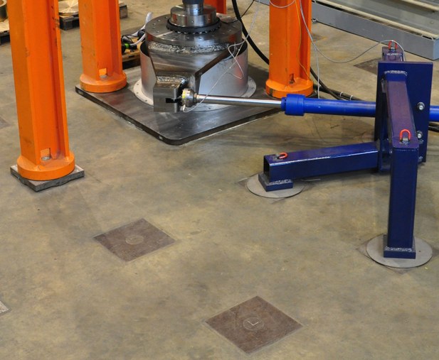 Modular test floor 4000 kN — Department of ElectroMechanical, Systems ...